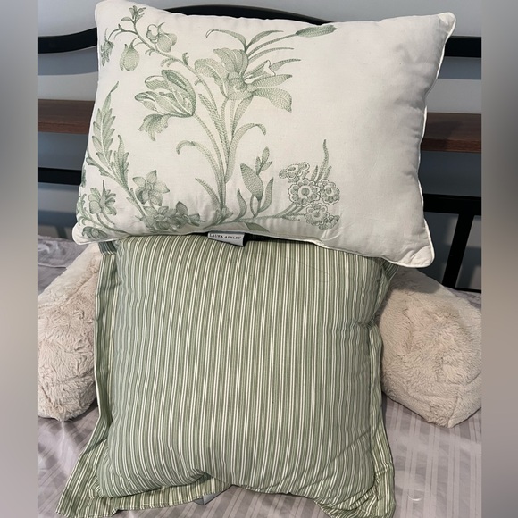 Laura Ashley | Bedding | Laura Ashley Throw Pillows Bundle Of 2 | Poshmark